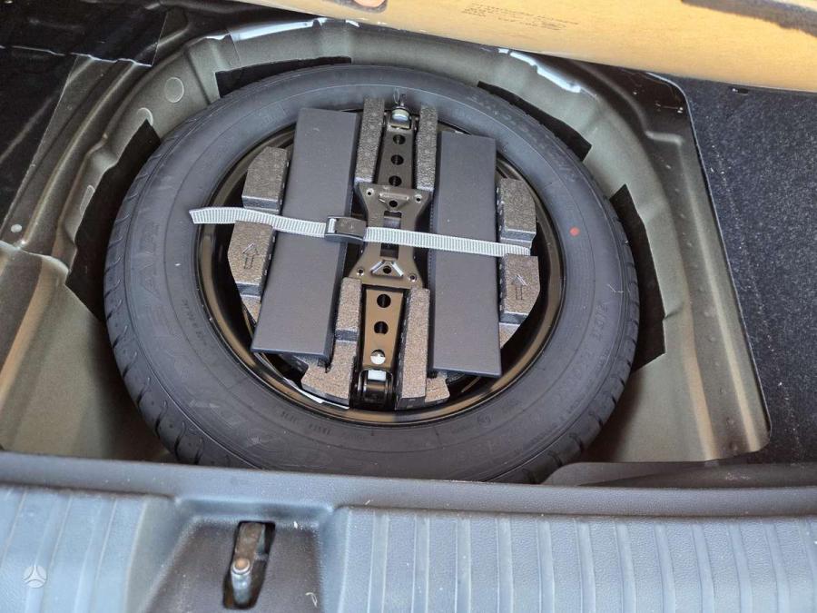 Melns Skoda KAMIQ 2024 Šauļi, ar dzinēja tilpumu 1.00 L un nobraukumu 22 tūkst. km par 6900 €, foto 16 vietnē AUTOMOTO.COM.LV