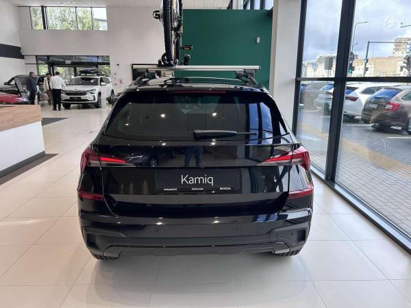 Melns Skoda KAMIQ 2026 Viļņa, ar dzinēja tilpumu 1.00 L un nobraukumu 0 tūkst. km par 27640 €, foto 5 vietnē AUTOMOTO.COM.LV