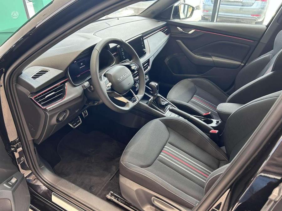 Black Skoda KAMIQ 2026 in Vilnius, with an engine capacity of 1.00 L and mileage of 0 thousand km for 27640 €, photo 8 on AUTOMOTO.COM.LV