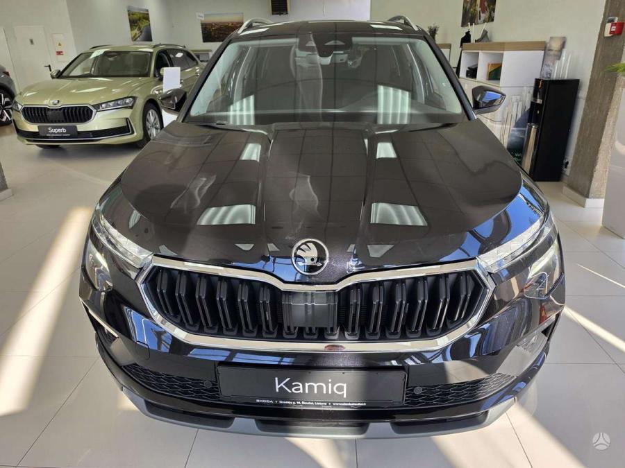 Black Skoda KAMIQ 2026 in Siauliai, with an engine capacity of 1.00 L and mileage of 0 thousand km for 24620 €, photo 8 on AUTOMOTO.COM.LV