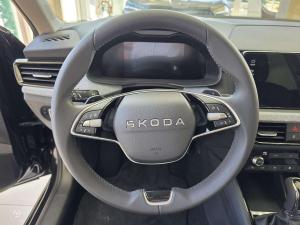 Black Skoda KAMIQ 2026 in Siauliai, with an engine capacity of 1.00 L and mileage of 0 thousand km for 24620 €, photo 15 on AUTOMOTO.COM.LV