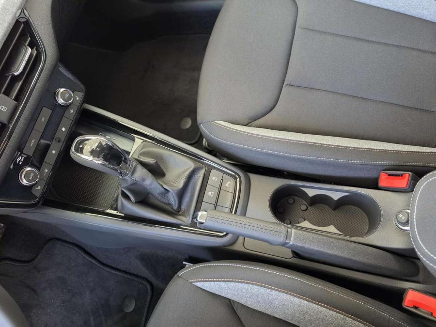 Black Skoda KAMIQ 2026 in Siauliai, with an engine capacity of 1.00 L and mileage of 0 thousand km for 24620 €, photo 26 on AUTOMOTO.COM.LV