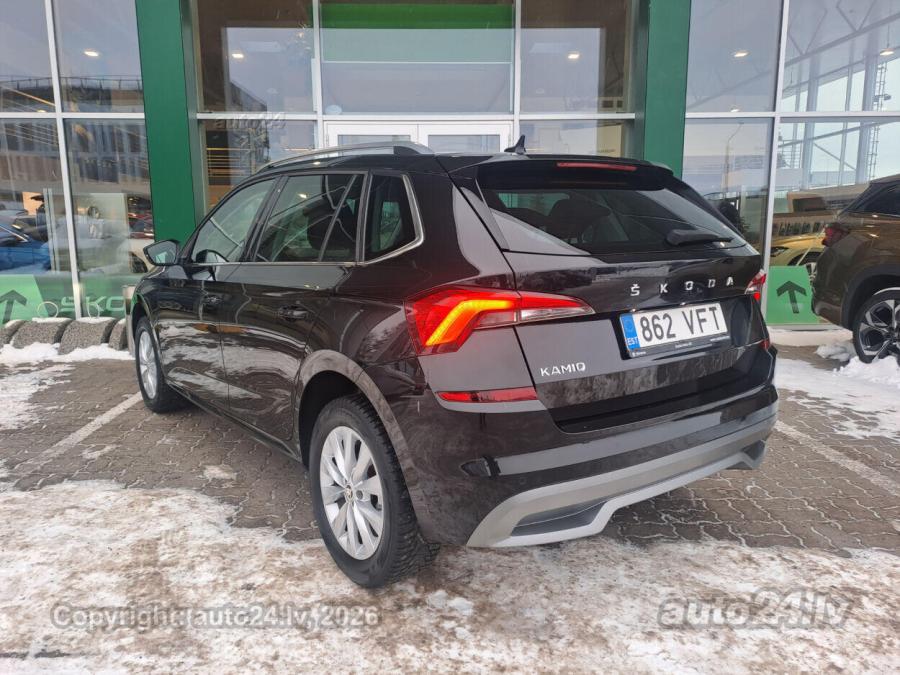 Black Skoda KAMIQ 2021 in Tartu, with an engine capacity of 1.00 L and mileage of 90 thousand km for 14900 €, photo 2 on AUTOMOTO.COM.LV