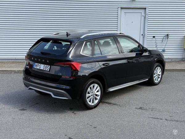 Melns Skoda KAMIQ 2023 Viļņa, ar dzinēja tilpumu 1.00 L un nobraukumu 82 tūkst. km par 17545 €, foto 4 vietnē AUTOMOTO.COM.LV