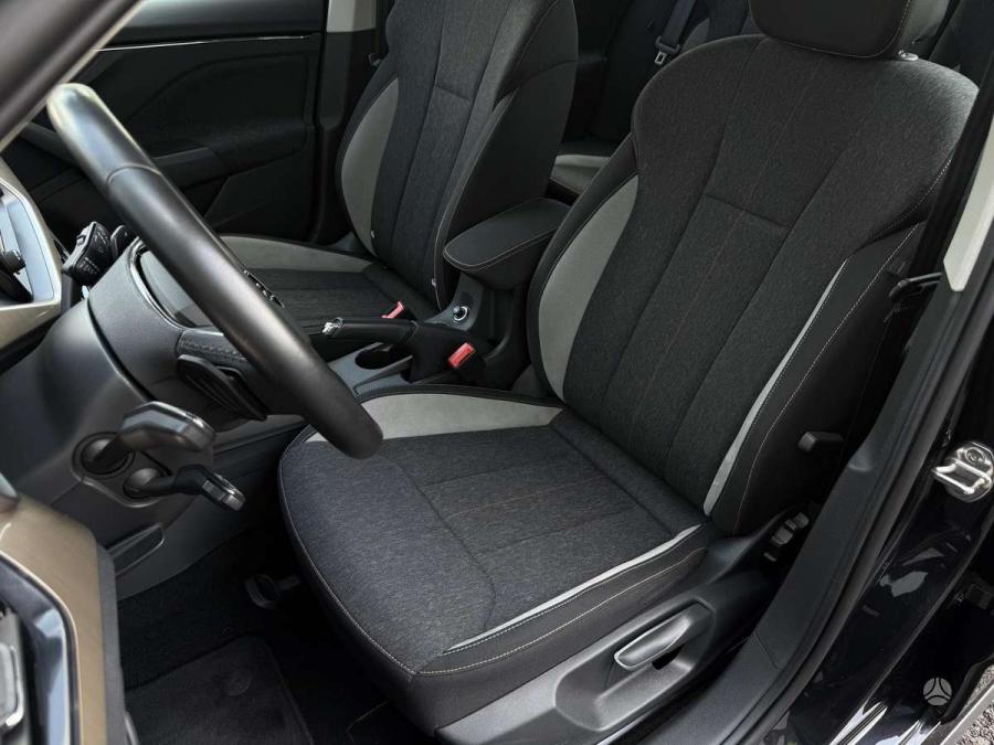 Black Skoda KAMIQ 2023 in Vilnius, with an engine capacity of 1.00 L and mileage of 82 thousand km for 17545 €, photo 8 on AUTOMOTO.COM.LV