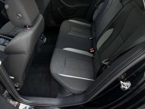 Black Skoda KAMIQ 2023 in Vilnius, with an engine capacity of 1.00 L and mileage of 82 thousand km for 17545 €, photo 10 on AUTOMOTO.COM.LV