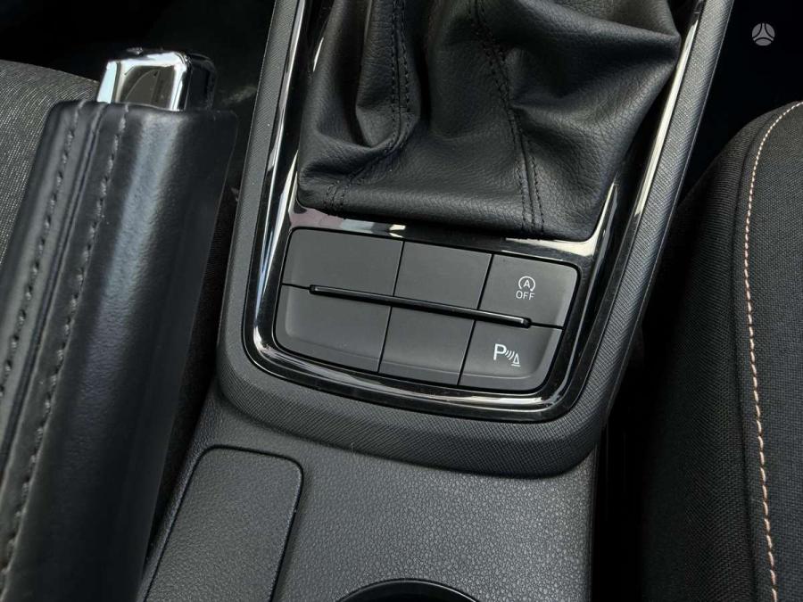 Black Skoda KAMIQ 2023 in Vilnius, with an engine capacity of 1.00 L and mileage of 82 thousand km for 17545 €, photo 25 on AUTOMOTO.COM.LV