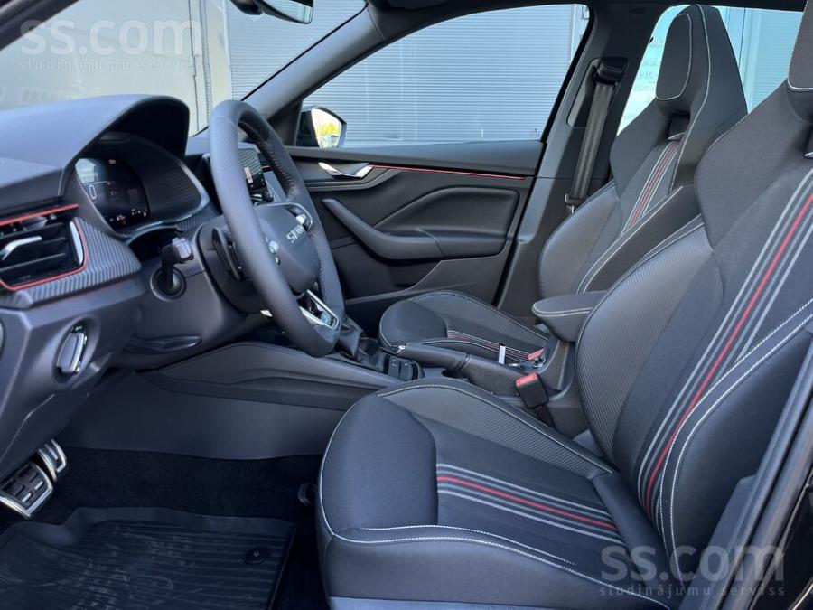 Черный Шкода KAMIQ 2025 в Рига, объемом двигателя 1.00 л и пробегом 3 тыс. км за 26490 €, фото 2 на AUTOMOTO.COM.LV