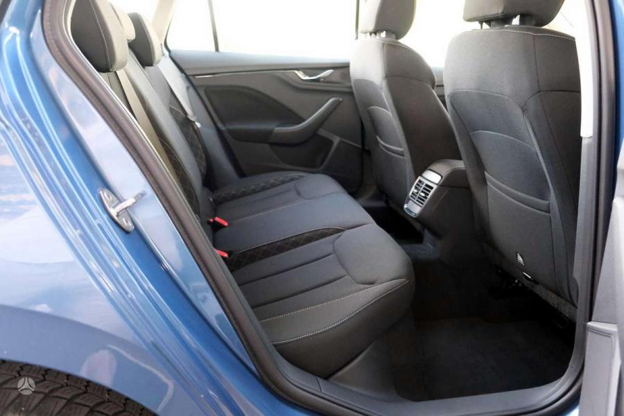 Blue Skoda KAMIQ 2020 in Vilnius, with an engine capacity of 1.50 L and mileage of 135 thousand km for 16500 €, photo 10 on AUTOMOTO.COM.LV