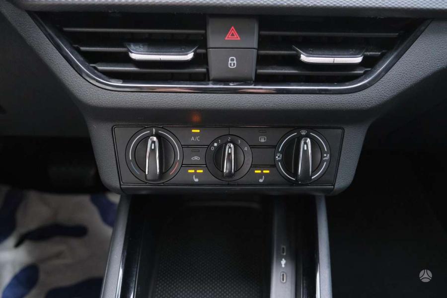 Blue Skoda KAMIQ 2020 in Vilnius, with an engine capacity of 1.50 L and mileage of 135 thousand km for 16500 €, photo 15 on AUTOMOTO.COM.LV