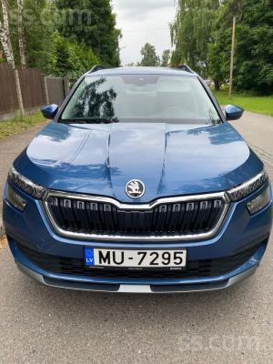 Zils Skoda KAMIQ 2020 Jūrmala, ar dzinēja tilpumu 1.00 L un nobraukumu 106 tūkst. km par 13900 €, foto  vietnē AUTOMOTO.COM.LV