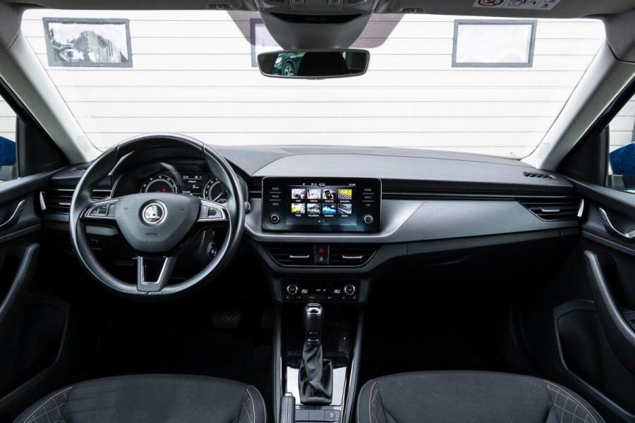 Zils Skoda KAMIQ 2020 Jelgava, ar dzinēja tilpumu 1.50 L un nobraukumu 130 tūkst. km par 17500 €, foto 9 vietnē AUTOMOTO.COM.LV