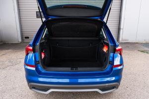 Zils Skoda KAMIQ 2020 Jelgava, ar dzinēja tilpumu 1.50 L un nobraukumu 130 tūkst. km par 17500 €, foto 11 vietnē AUTOMOTO.COM.LV