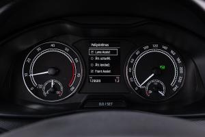 Zils Skoda KAMIQ 2020 Jelgava, ar dzinēja tilpumu 1.50 L un nobraukumu 130 tūkst. km par 17500 €, foto 18 vietnē AUTOMOTO.COM.LV
