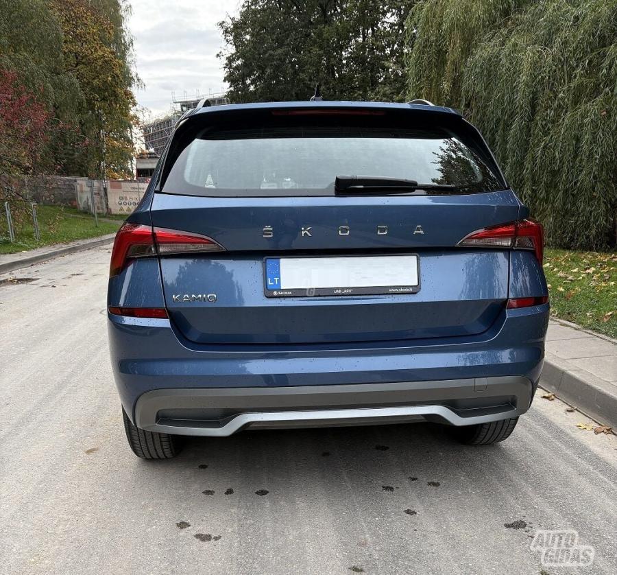 Zils Skoda KAMIQ 2021 Viļņa, ar dzinēja tilpumu 1.00 L un nobraukumu 57 tūkst. km par 14999 €, foto 4 vietnē AUTOMOTO.COM.LV