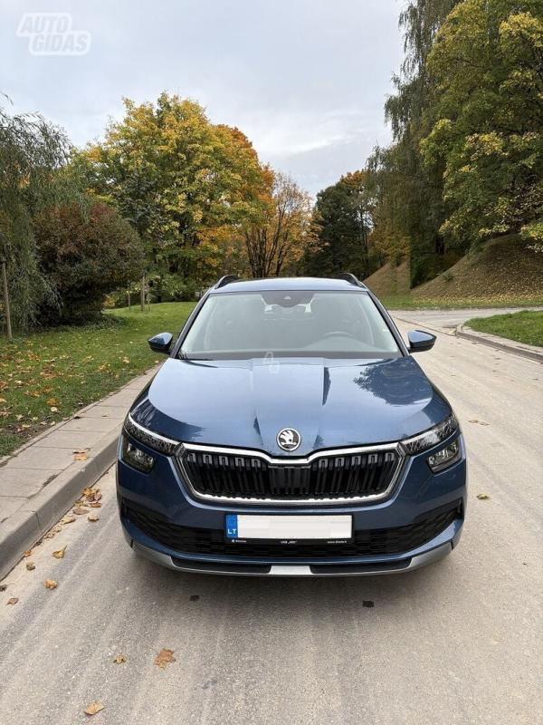 Zils Skoda KAMIQ 2021 Viļņa, ar dzinēja tilpumu 1.00 L un nobraukumu 57 tūkst. km par 14999 €, foto 7 vietnē AUTOMOTO.COM.LV