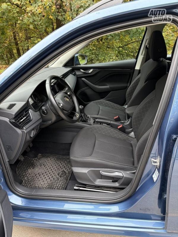 Zils Skoda KAMIQ 2021 Viļņa, ar dzinēja tilpumu 1.00 L un nobraukumu 57 tūkst. km par 14999 €, foto 9 vietnē AUTOMOTO.COM.LV