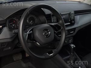 Zils Skoda KAMIQ 2022 Valmiera, ar dzinēja tilpumu 1.00 L un nobraukumu 33 tūkst. km par 17900 €, foto 8 vietnē AUTOMOTO.COM.LV