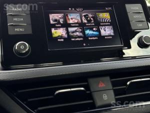 Zils Skoda KAMIQ 2022 Valmiera, ar dzinēja tilpumu 1.00 L un nobraukumu 33 tūkst. km par 17900 €, foto 17 vietnē AUTOMOTO.COM.LV