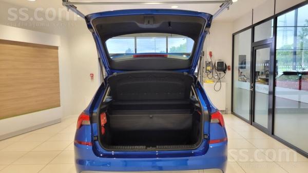 Blue Skoda KAMIQ 2023 in Riga, with an engine capacity of 1.00 L and mileage of 62 thousand km for 17990 €, photo 7 on AUTOMOTO.COM.LV