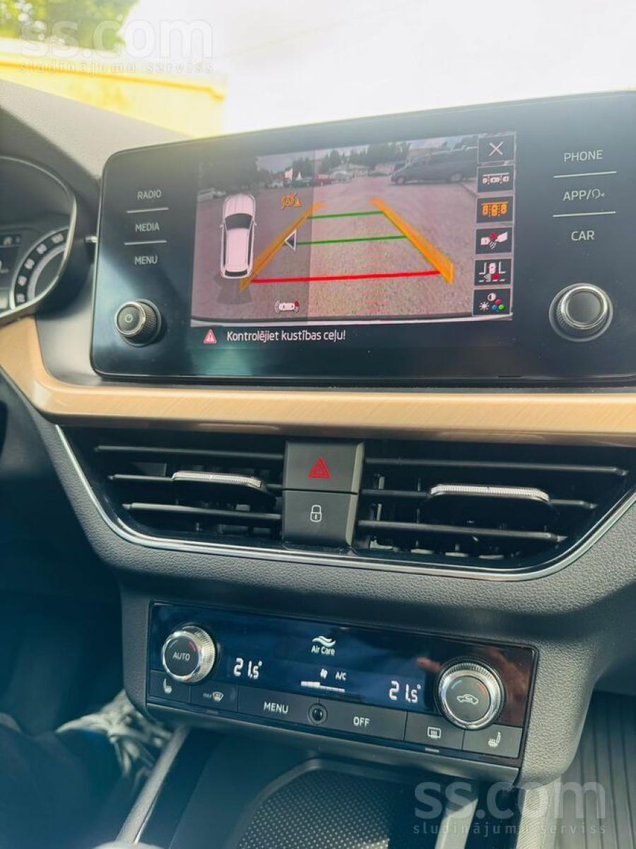 Zils Skoda KAMIQ 2023 Rīga, ar dzinēja tilpumu 1.00 L un nobraukumu 24 tūkst. km par 20700 €, foto 22 vietnē AUTOMOTO.COM.LV
