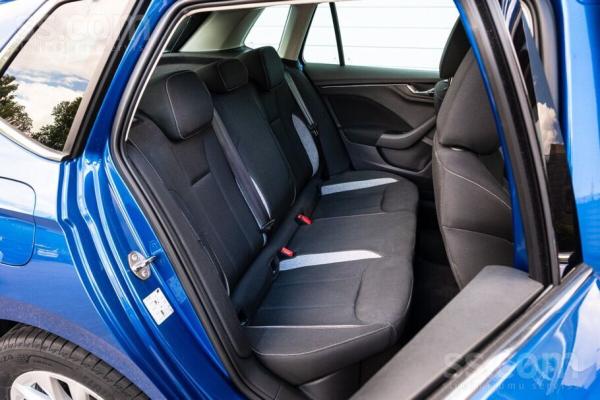 Blue Skoda KAMIQ 2024 in Riga, with an engine capacity of 1.00 L and mileage of 28 thousand km for 20950 €, photo 7 on AUTOMOTO.COM.LV