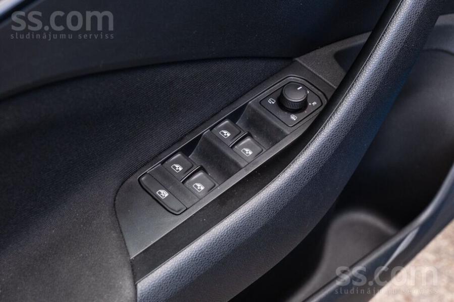 Zils Skoda KAMIQ 2024 Rīga, ar dzinēja tilpumu 1.00 L un nobraukumu 28 tūkst. km par 20950 €, foto 18 vietnē AUTOMOTO.COM.LV