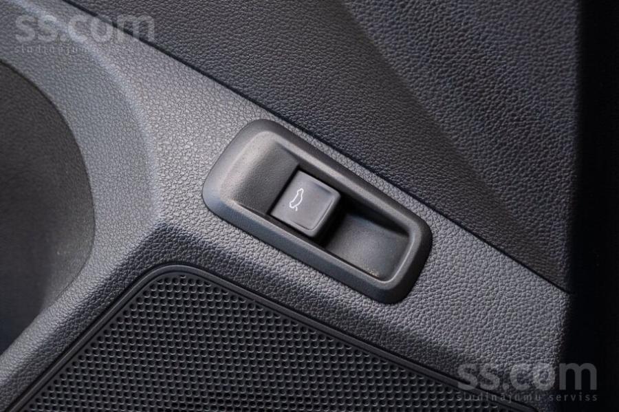 Zils Skoda KAMIQ 2024 Rīga, ar dzinēja tilpumu 1.00 L un nobraukumu 28 tūkst. km par 20950 €, foto 19 vietnē AUTOMOTO.COM.LV