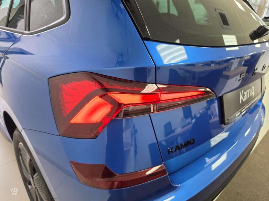 Zils Skoda KAMIQ 2026 Šauļi, ar dzinēja tilpumu 1.00 L un nobraukumu 0 tūkst. km par 27150 €, foto 7 vietnē AUTOMOTO.COM.LV
