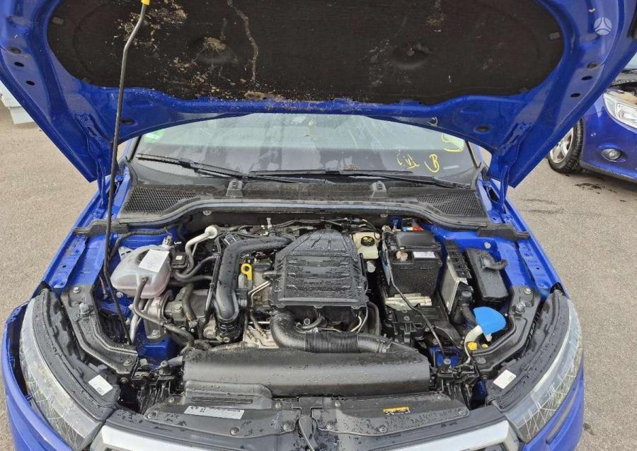 Blue Skoda KAMIQ 2019 in Klaipeda, with an engine capacity of 1.00 L and mileage of 72 thousand km for 5000 €, photo 15 on AUTOMOTO.COM.LV