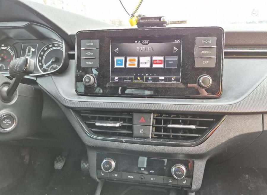Blue Skoda KAMIQ 2019 in Klaipeda, with an engine capacity of 1.00 L and mileage of 72 thousand km for 5000 €, photo 17 on AUTOMOTO.COM.LV