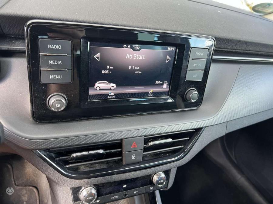 Zils Skoda KAMIQ 2019 Klaipėda, ar dzinēja tilpumu 1.00 L un nobraukumu 72 tūkst. km par 5500 €, foto 24 vietnē AUTOMOTO.COM.LV