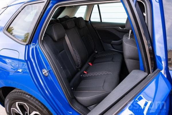 Blue Skoda KAMIQ 2020 in Riga, with an engine capacity of 1.50 L and mileage of 102 thousand km for 18150 €, photo 8 on AUTOMOTO.COM.LV