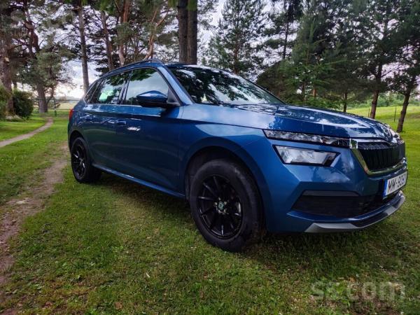 Zils Skoda KAMIQ 2020 Bauska, ar dzinēja tilpumu 1.50 L un nobraukumu 70 tūkst. km par 17200 €, foto 2 vietnē AUTOMOTO.COM.LV