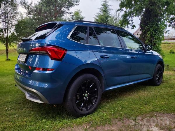 Zils Skoda KAMIQ 2020 Bauska, ar dzinēja tilpumu 1.50 L un nobraukumu 70 tūkst. km par 17200 €, foto 3 vietnē AUTOMOTO.COM.LV