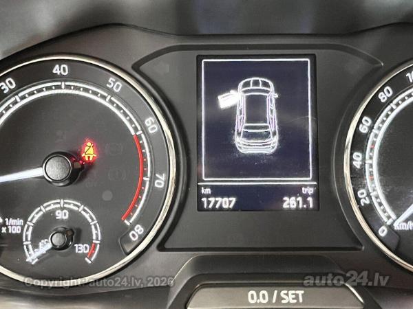 Zils Skoda KAMIQ 2021 Tallina, ar dzinēja tilpumu 1.00 L un nobraukumu 18 tūkst. km par 18600 €, foto 11 vietnē AUTOMOTO.COM.LV