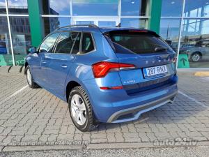 Blue Skoda KAMIQ 2021 in Tartu, with an engine capacity of 1.00 L and mileage of 43 thousand km for 14900 €, photo 2 on AUTOMOTO.COM.LV