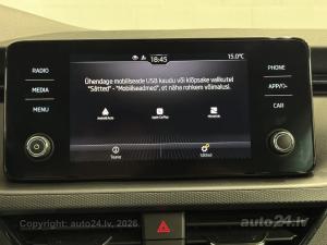 Zils Skoda KAMIQ 2021 Tallina, ar dzinēja tilpumu 1.00 L un nobraukumu 66 tūkst. km par 14995 €, foto 18 vietnē AUTOMOTO.COM.LV