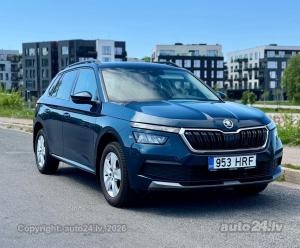 Zils Skoda KAMIQ 2021 Tallina, ar dzinēja tilpumu 1.00 L un nobraukumu 60 tūkst. km par 12990 €, foto  vietnē AUTOMOTO.COM.LV