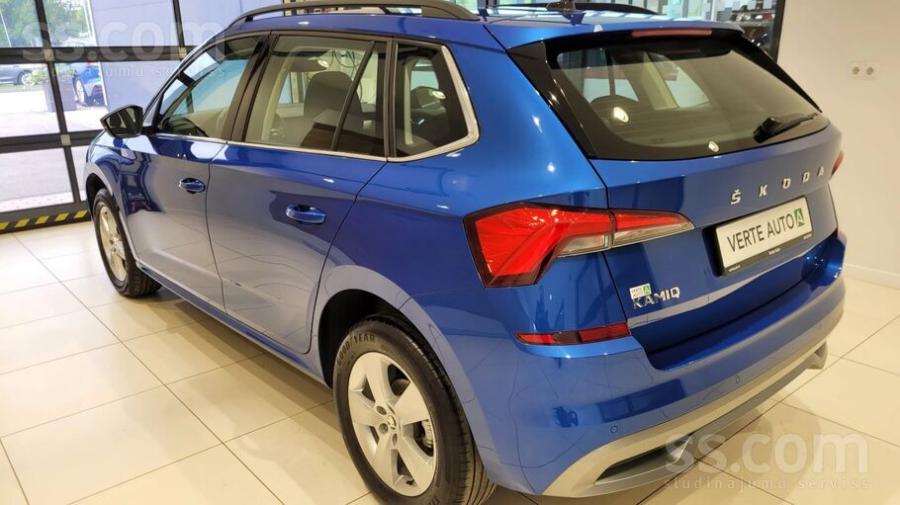 Blue Skoda KAMIQ 2023 in Riga, with an engine capacity of 1.00 L and mileage of 62 thousand km for 17790 €, photo 5 on AUTOMOTO.COM.LV