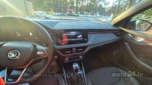 Zils Skoda KAMIQ 2024 Tallina, ar dzinēja tilpumu 1.00 L un nobraukumu 17 tūkst. km par 24200 €, foto 7 vietnē AUTOMOTO.COM.LV