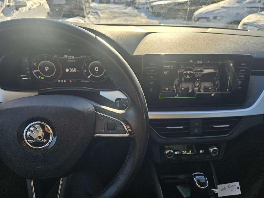 Brūns Skoda KAMIQ 2020 Tauragė, ar dzinēja tilpumu 1.60 L un nobraukumu 220 tūkst. km par 13500 €, foto 9 vietnē AUTOMOTO.COM.LV