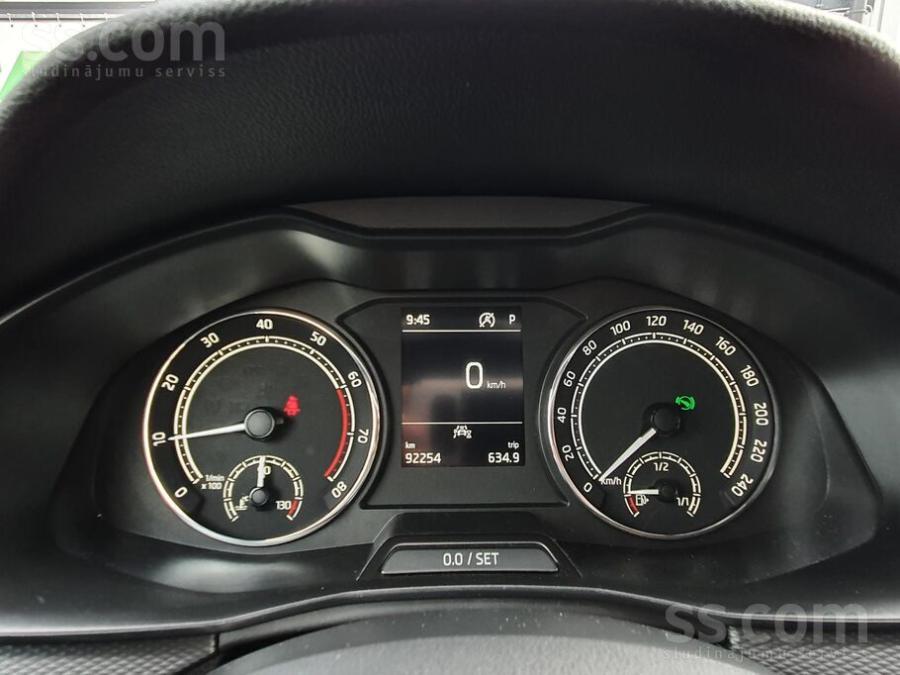 Brūns Skoda KAMIQ 2021 Rīga, ar dzinēja tilpumu 1.00 L un nobraukumu 94 tūkst. km par 16900 €, foto 18 vietnē AUTOMOTO.COM.LV
