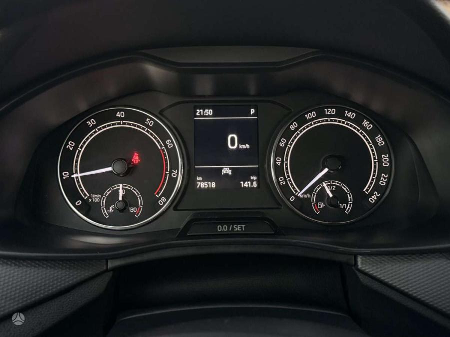 Brown Skoda KAMIQ 2020 in Kaunas, with an engine capacity of 1.50 L and mileage of 79 thousand km for 18000 €, photo 12 on AUTOMOTO.COM.LV