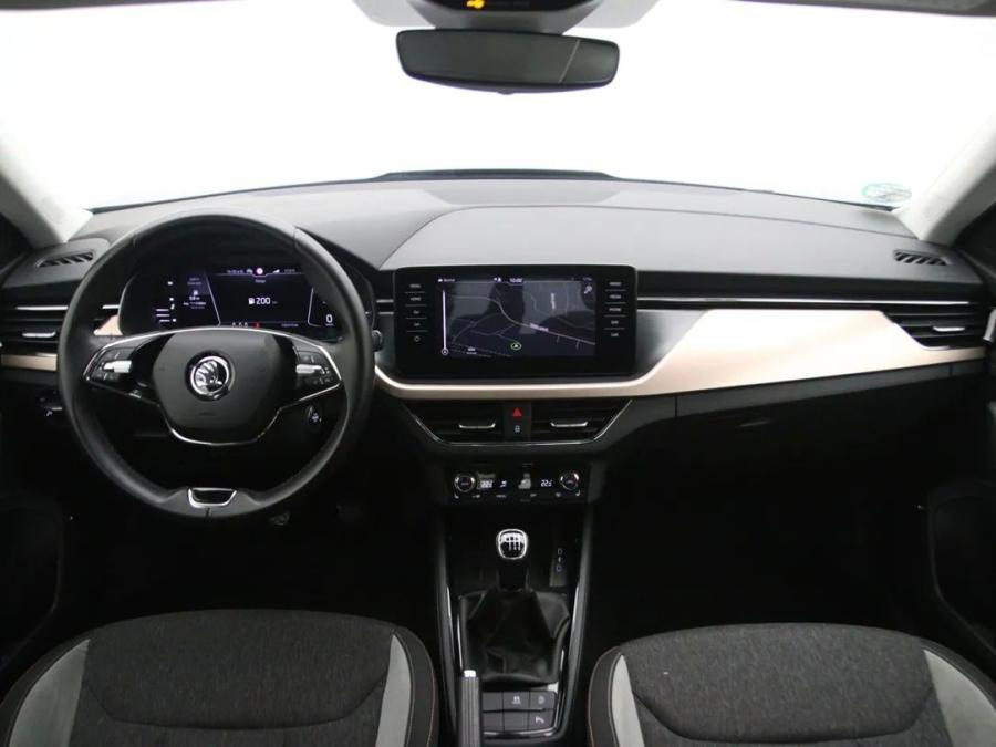 Skoda KAMIQ 2021 Viļņa, ar dzinēja tilpumu 1.00 L un nobraukumu 150 tūkst. km par 13999 €, foto 3 vietnē AUTOMOTO.COM.LV