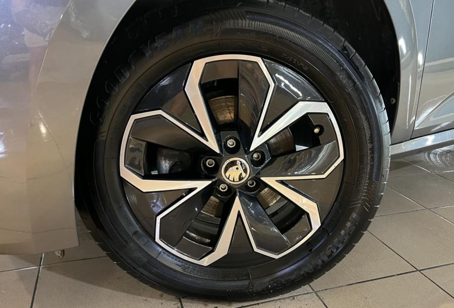 Skoda KAMIQ 2023 in Vilnius, with an engine capacity of 1.00 L and mileage of 33 thousand km for 16500 €, photo 4 on AUTOMOTO.COM.LV