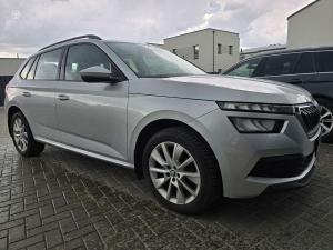 Grey Skoda KAMIQ 2019 in Kaunas, with an engine capacity of 1.00 L and mileage of 198 thousand km for 8100 €, photo 4 on AUTOMOTO.COM.LV