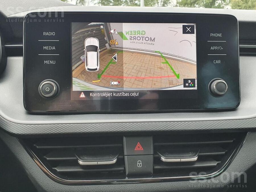 Pelēks Skoda KAMIQ 2020 Rīga, ar dzinēja tilpumu 1.50 L un nobraukumu 71 tūkst. km par 17900 €, foto 27 vietnē AUTOMOTO.COM.LV