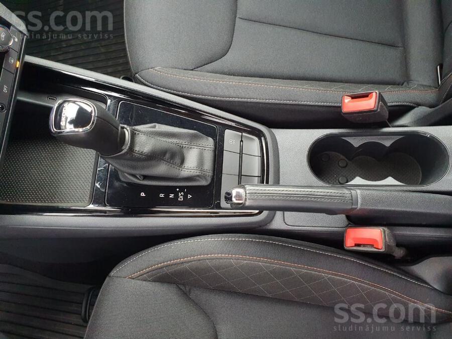 Pelēks Skoda KAMIQ 2020 Rīga, ar dzinēja tilpumu 1.50 L un nobraukumu 71 tūkst. km par 17900 €, foto 30 vietnē AUTOMOTO.COM.LV