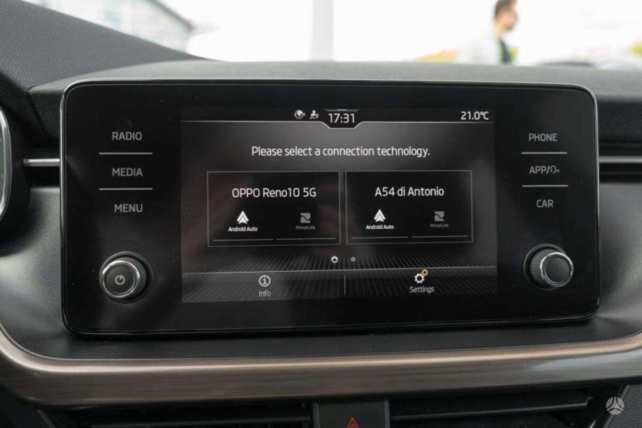 Pelēks Skoda KAMIQ 2020 Viļņa, ar dzinēja tilpumu 1.60 L un nobraukumu 147 tūkst. km par 16050 €, foto 17 vietnē AUTOMOTO.COM.LV